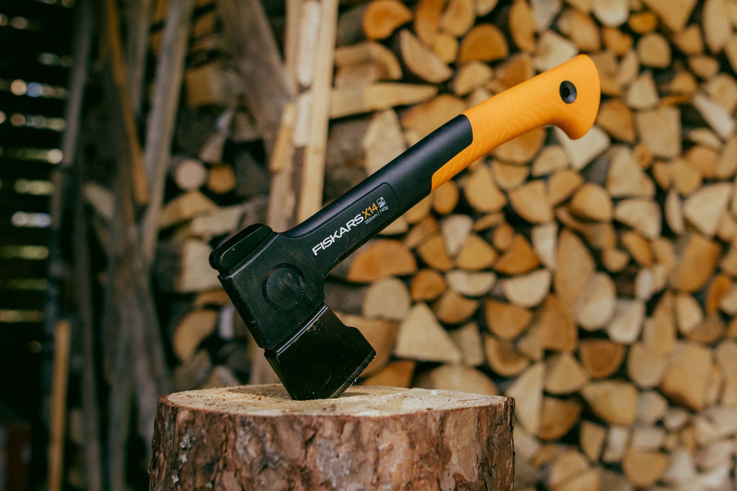 Fiskars X-series™ universalyxor: funktioner och fördelar | Fiskars.se